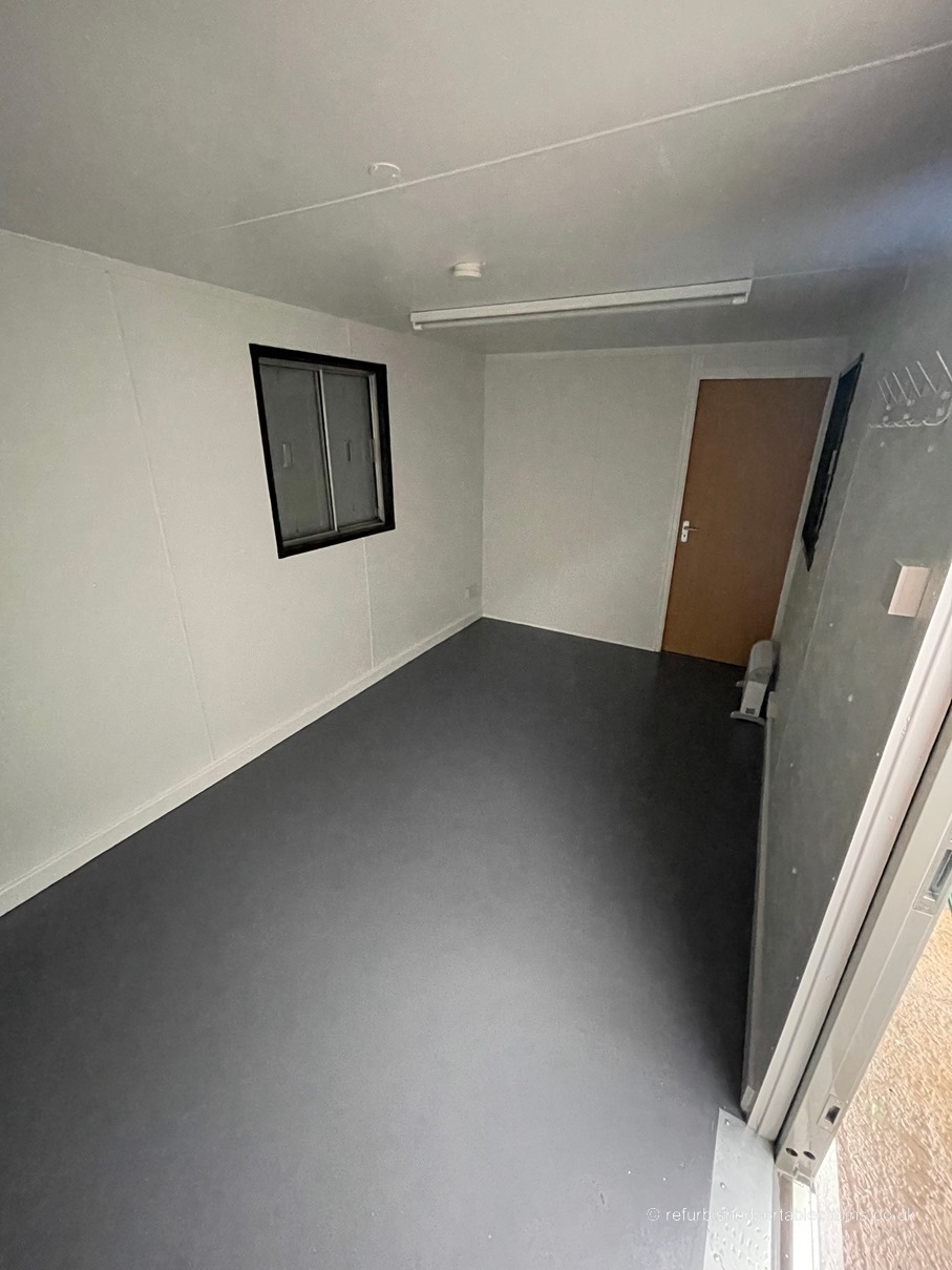 24ftx10 kitchen drying room Ref: Nor267 Price £7,495 plus VAT 24 ft ...